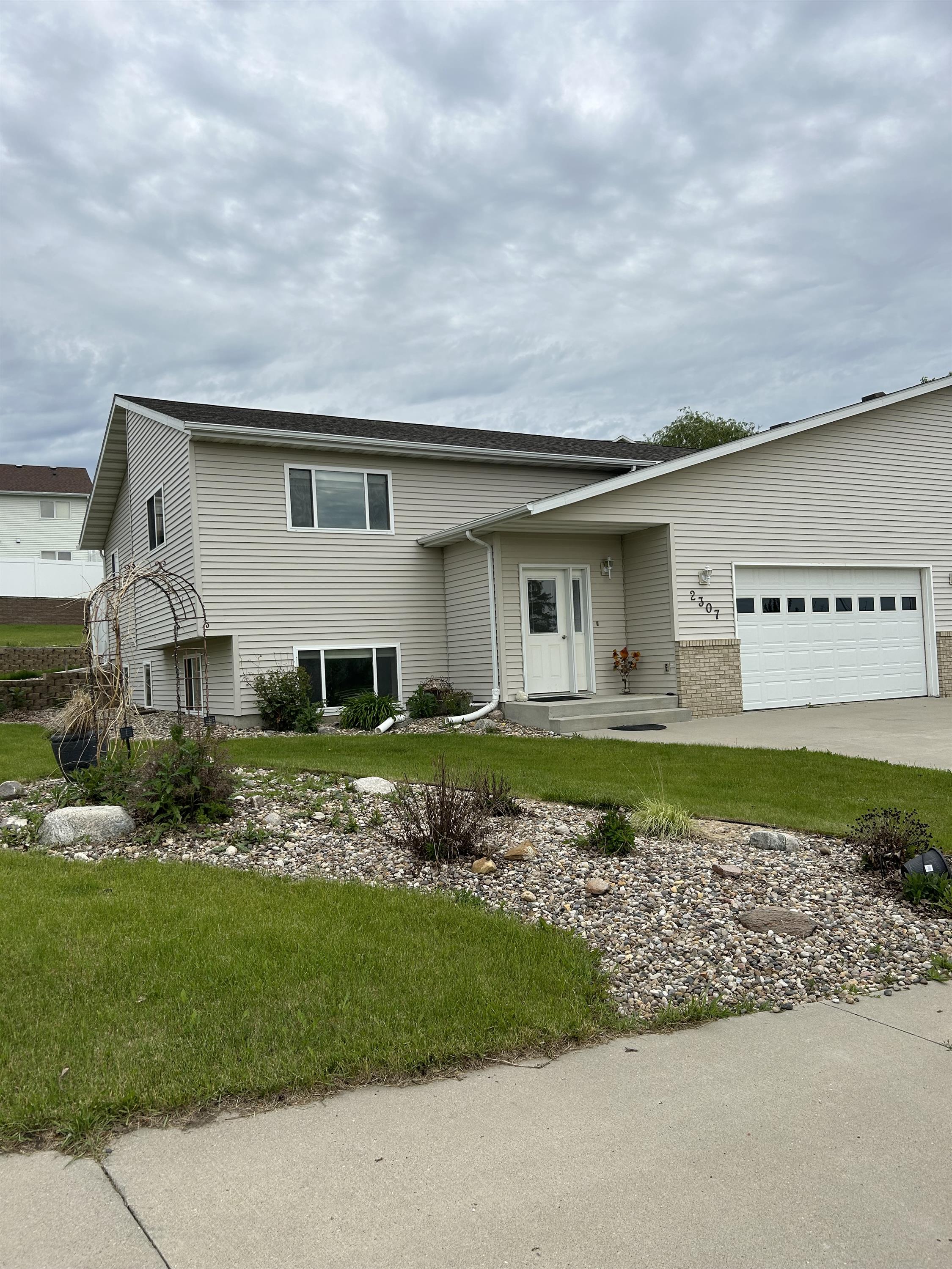 Home [avpropertymanagementllc.managebuilding.com]